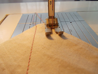 KZK's Quilts, Etc!: Half-Square Triangle and Flippy Squares Tutorial!
