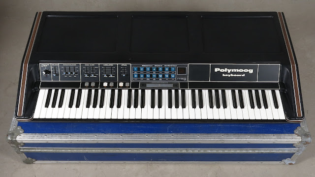 MATRIXSYNTH: Moog Polymoog Keyboard model 280a + Polypedal Controller ...