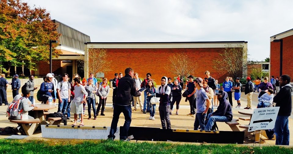 Reasons Why Open Air Preaching Is Always Effective ~ vassal of the King