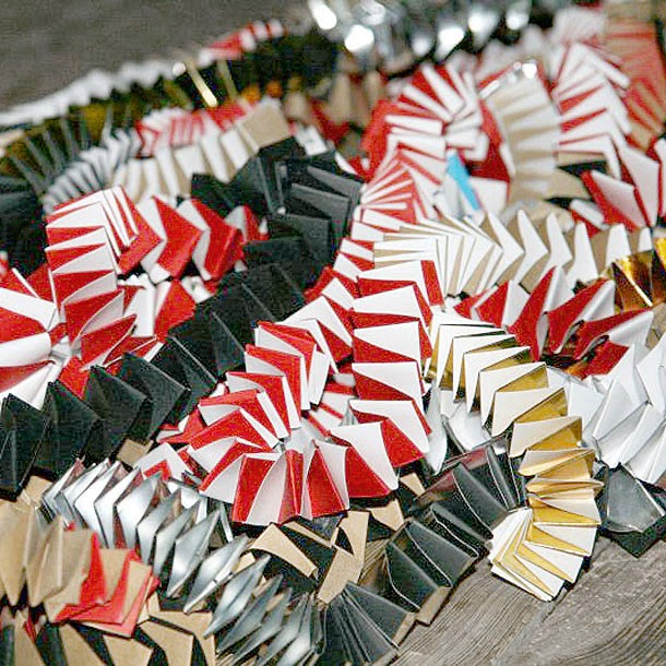 it's a heart heart season: Easy Little Paper Wheels