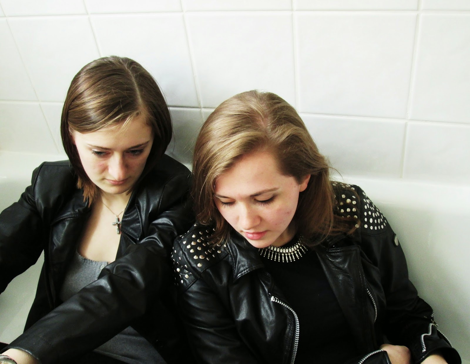 Maria's A2 Blog: Punk/Grunge Album Art