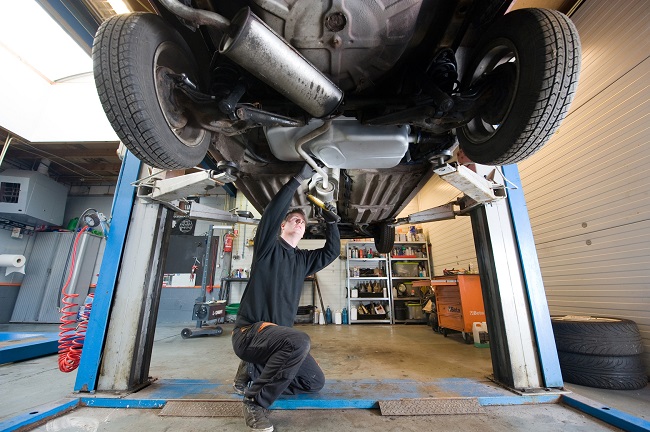 How to Service And Overhaul Your Car with Mechanical Repairs ...