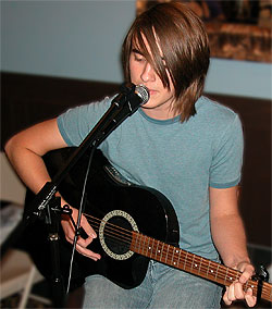 Love da Love: todays hottie: Chase Coy