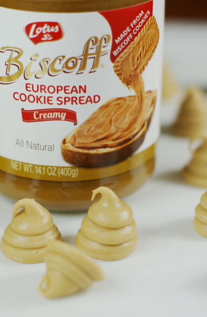 Irresistibly Adorable Biscoff Kisses | The Kitchen is My Playground