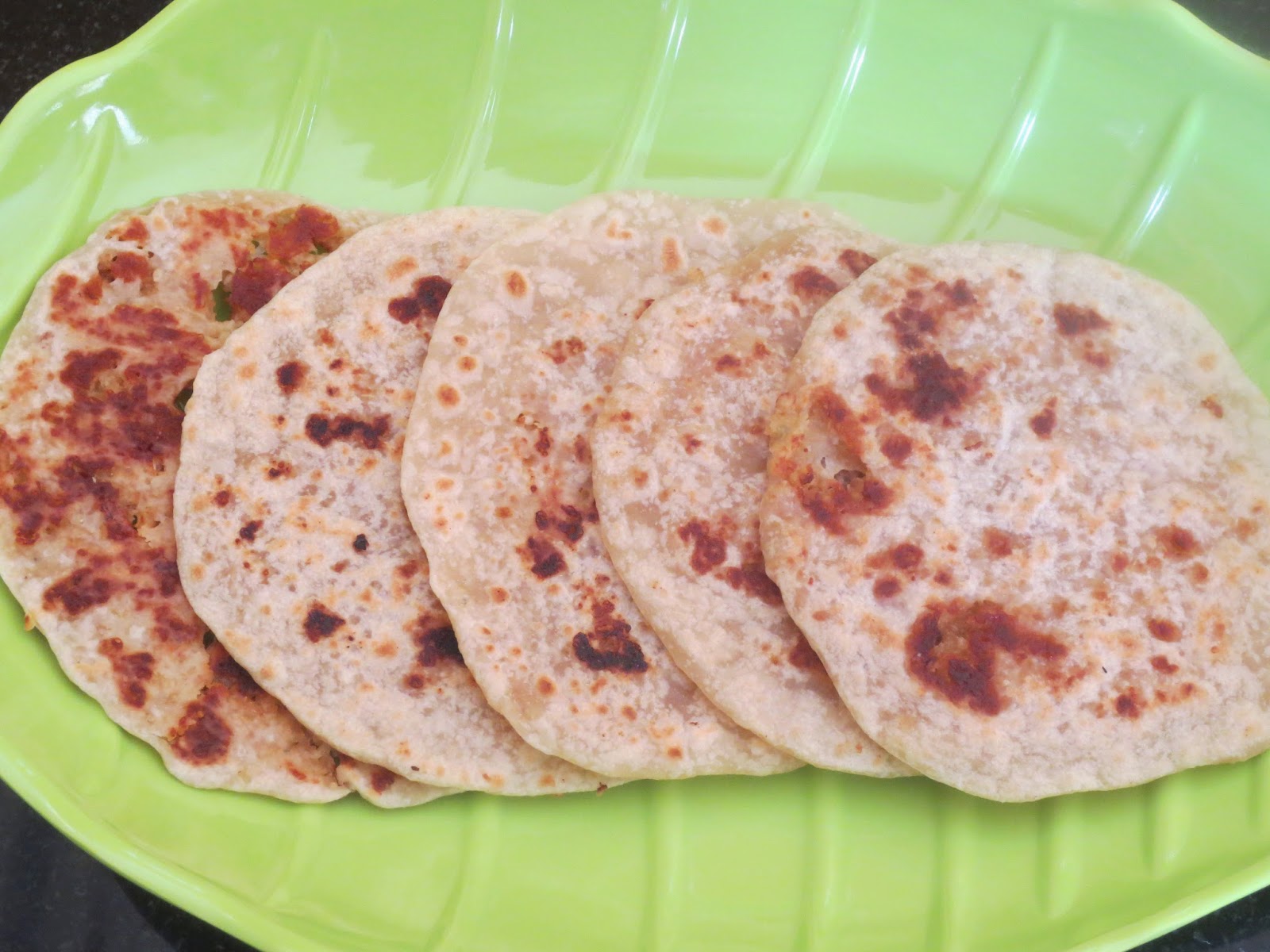 Kayi Holige / Coconut Puran poli / Kayi obbattu ~ Enjoy cooking