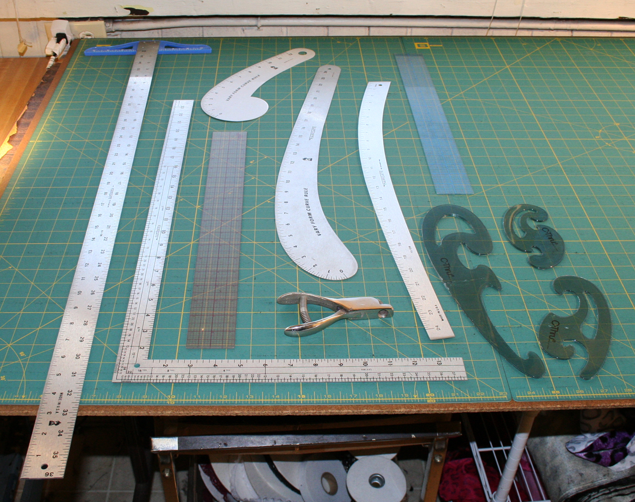 Deranged Designs: Pattern Making Tips: Terms & Tools