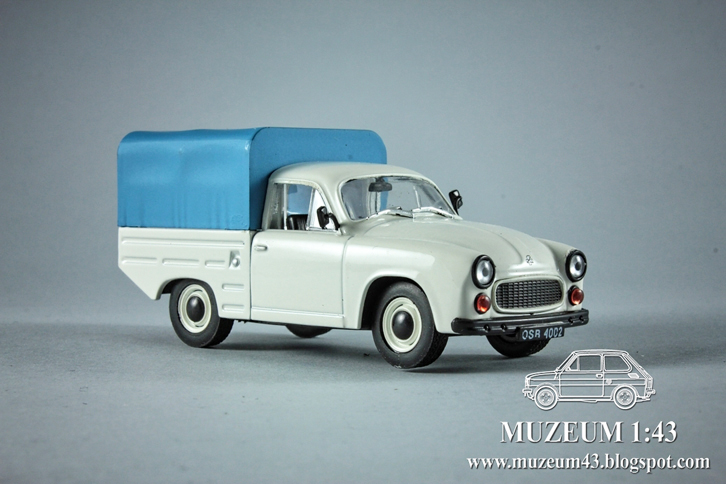 FSM Syrena R20 1:43 DeA/IST Models - Muzeum 1:43