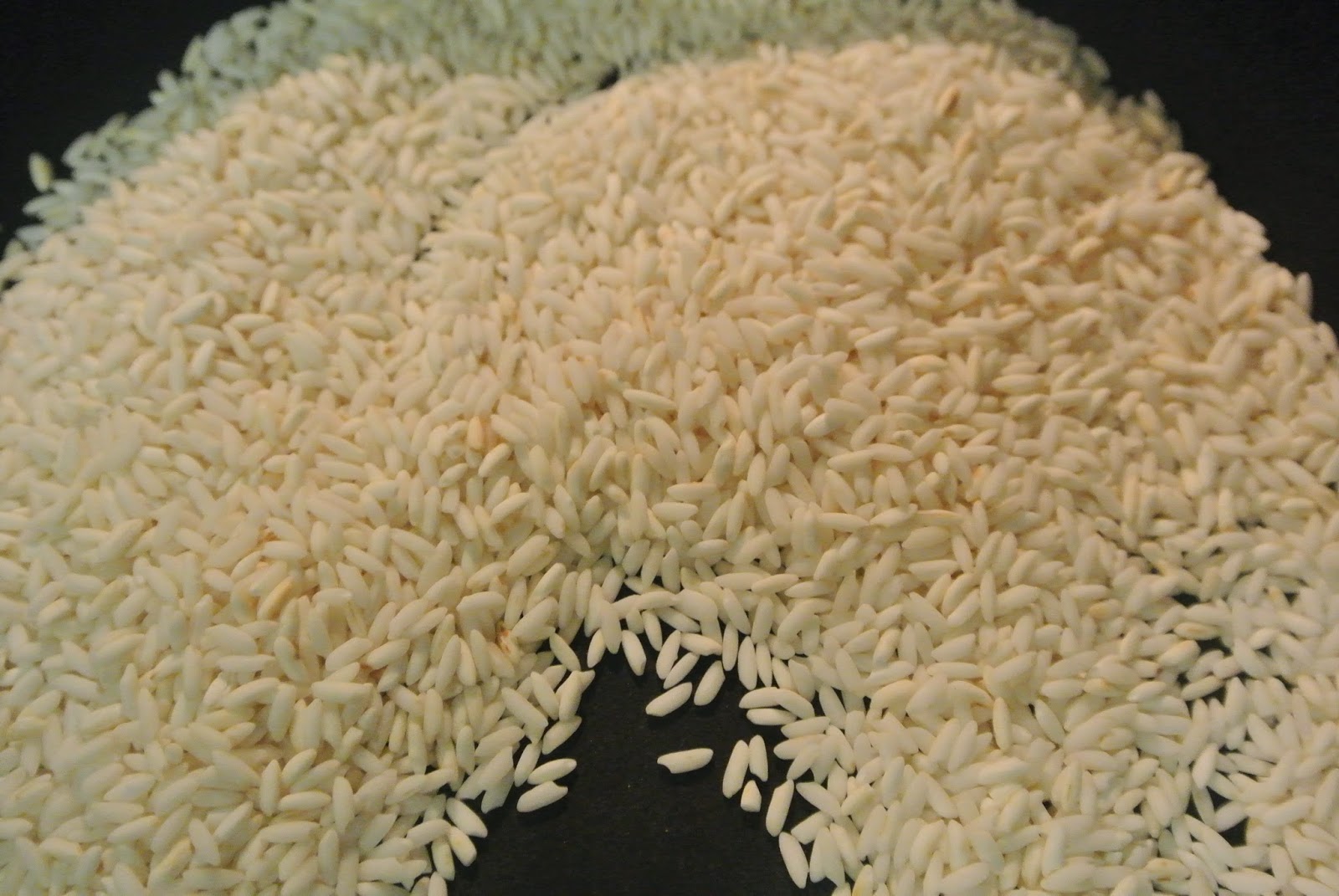 Praba's yummy experiments: Ulunthu Kali / south indian Kali with urad ...