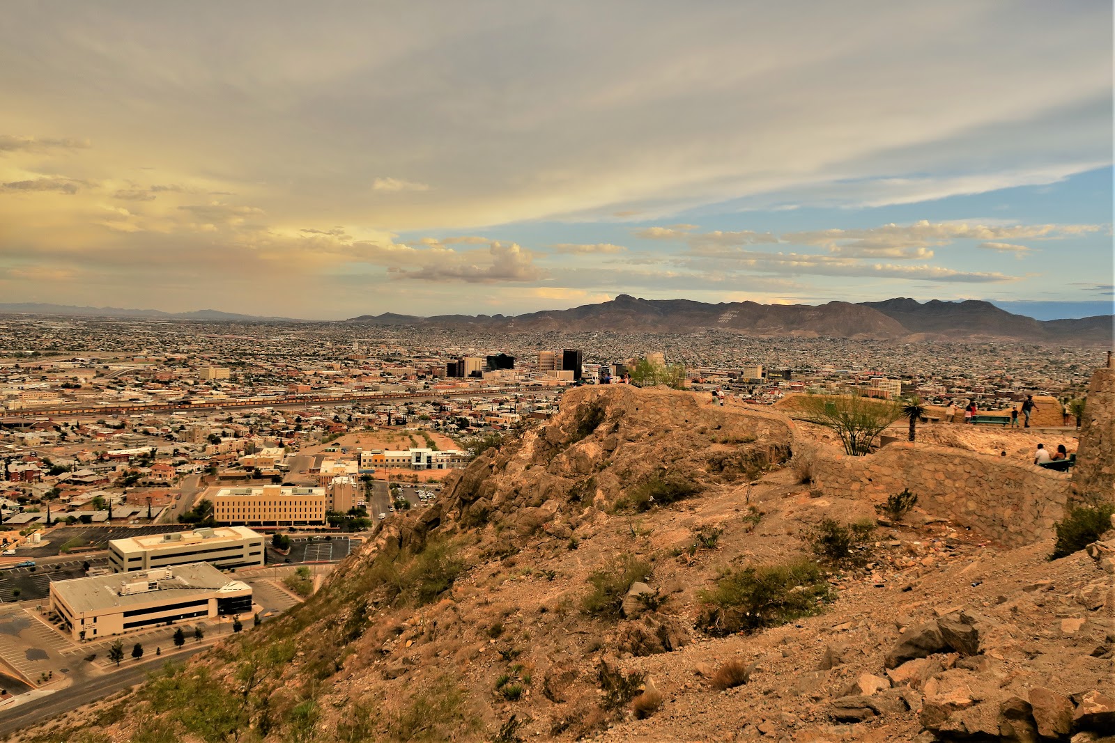 Living Rootless: El Paso: The Scenic Drive Overlook