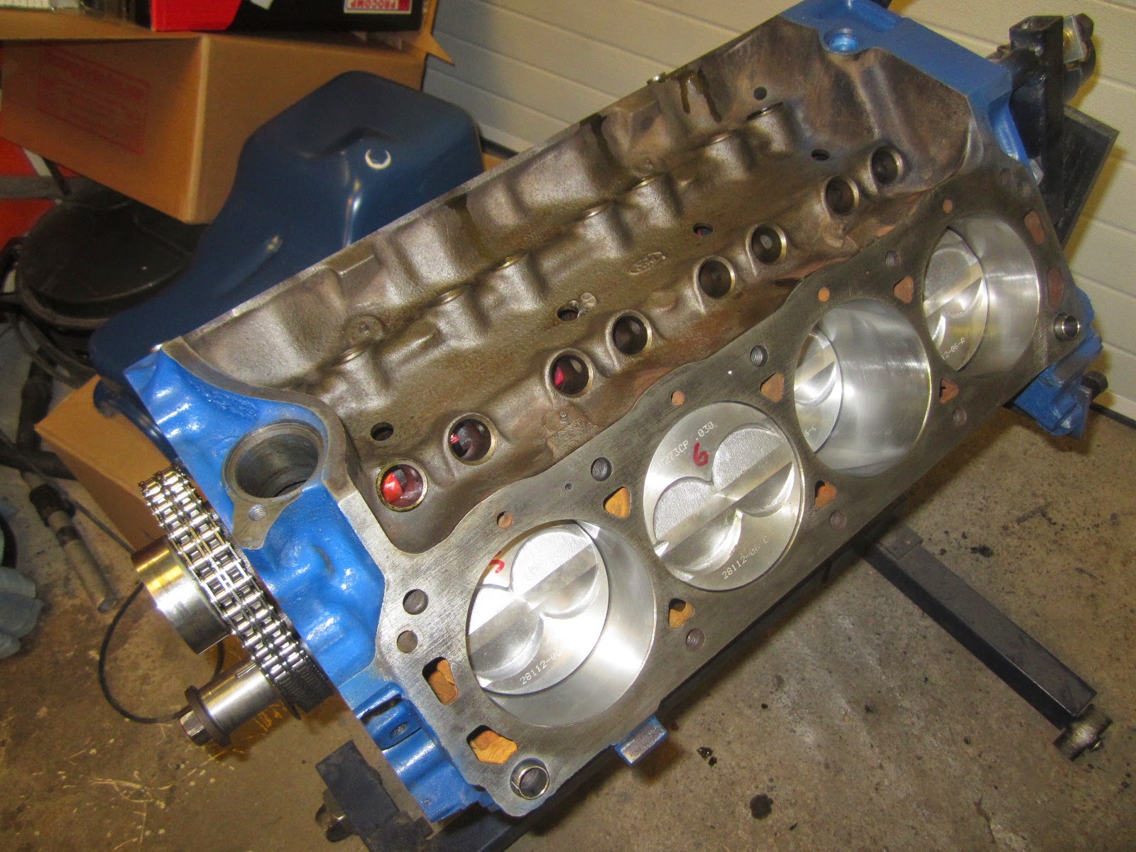 Kvicksilverpuman: The 302 rotating assembly.