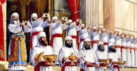 25. TENTANG PARA IMAM DAN ORANG LEWI ~ Taurat Musa