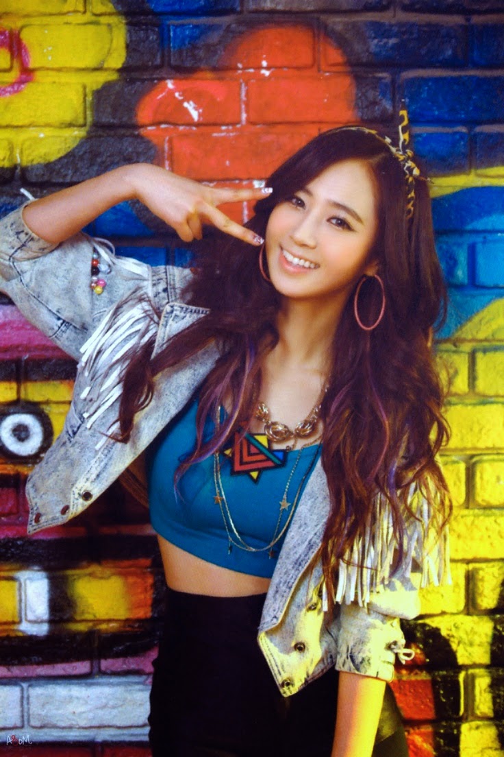 Voshow's Blogger: K-pop Queen SNSD (Yu Ri)