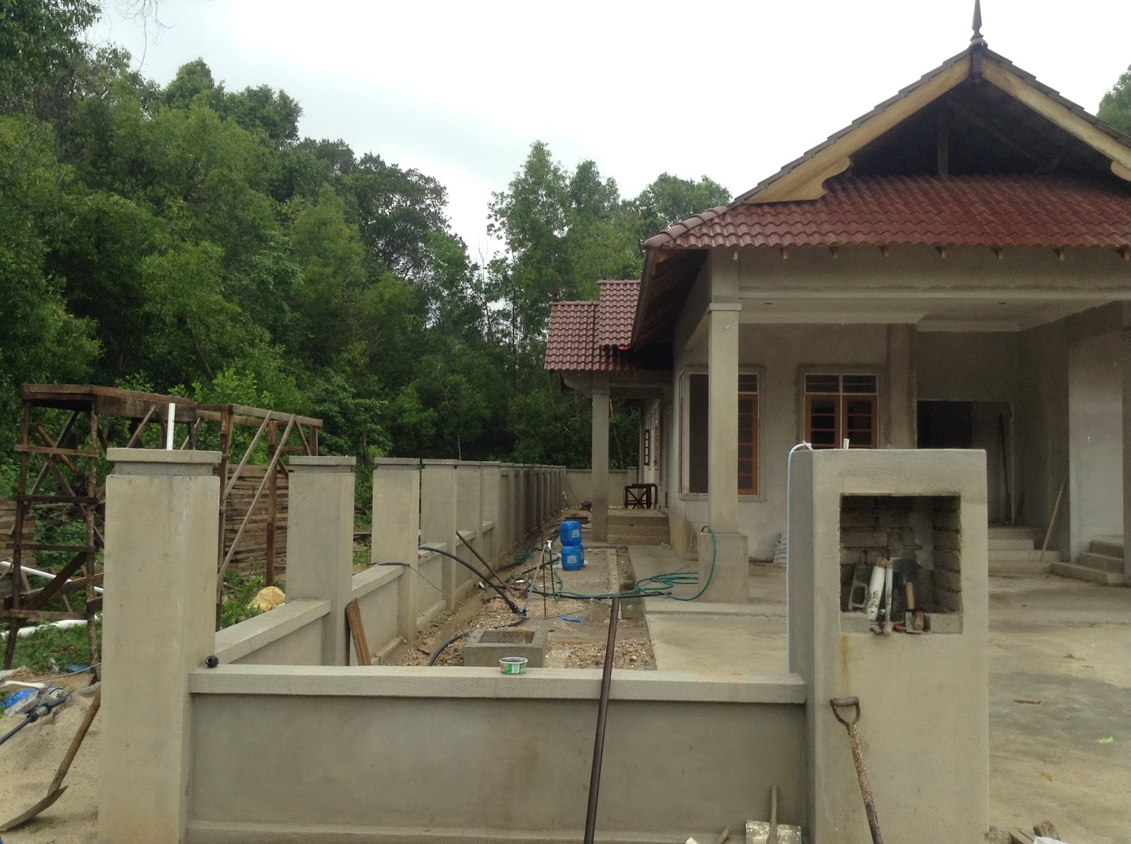 Kerja-Kerja Membina Pagar Konkrit ~ Membina Rumah Impian