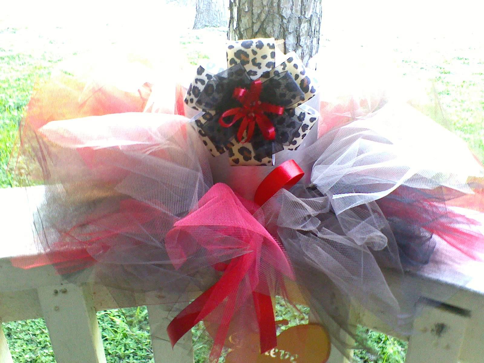 SIGnature Creations: Prissy Girl Tutu's & More Giveaway