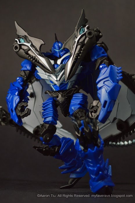 The Rave Corner: Transformers Age of Extinction Strafe Evolution 2 Pack ...