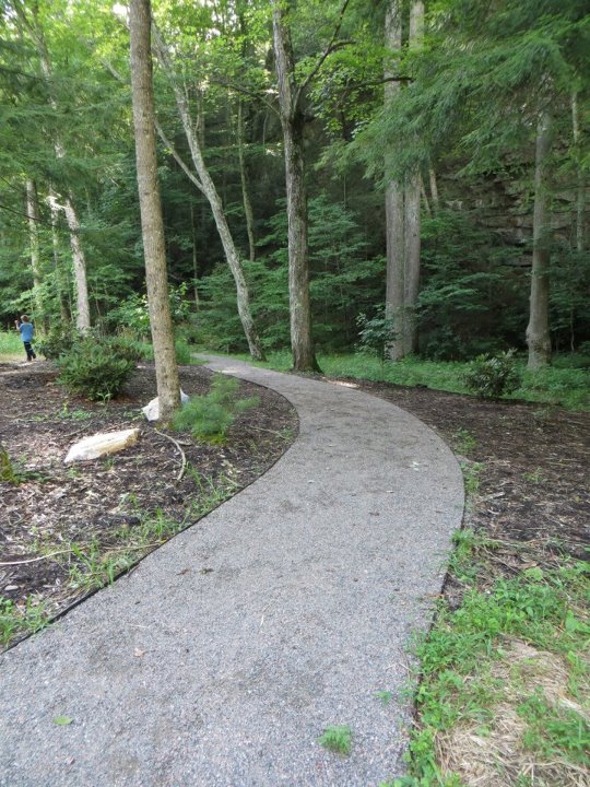 Appalachian Fun and Living: Appalachian Hiking at Backbone Rock, Virginia