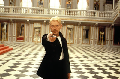 The Amber of the Moment: Kenneth Branagh's Hamlet: 9 Things That Stand Out