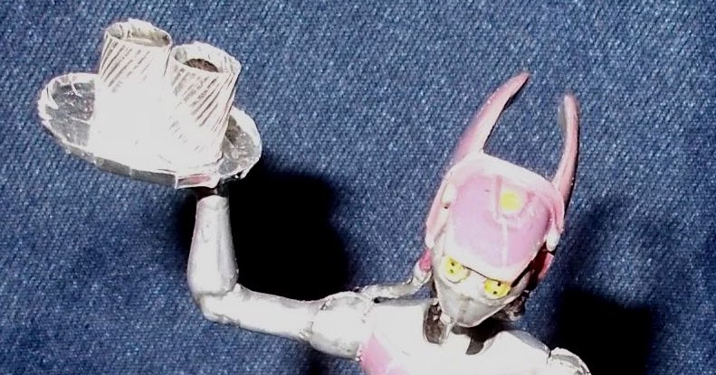 Happyscale-Modellbau: Star Wars - WA-7 Waitress Droid - Hasbro Saga ...