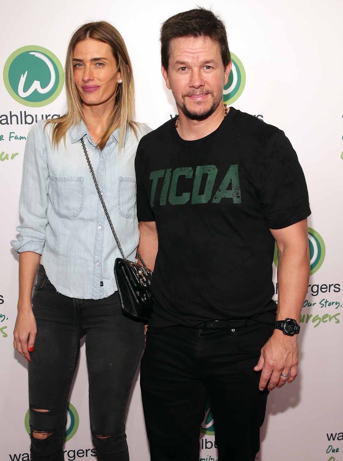 CONEY ISLAND'S WAHLBURGERS THROWS VIP PARTY