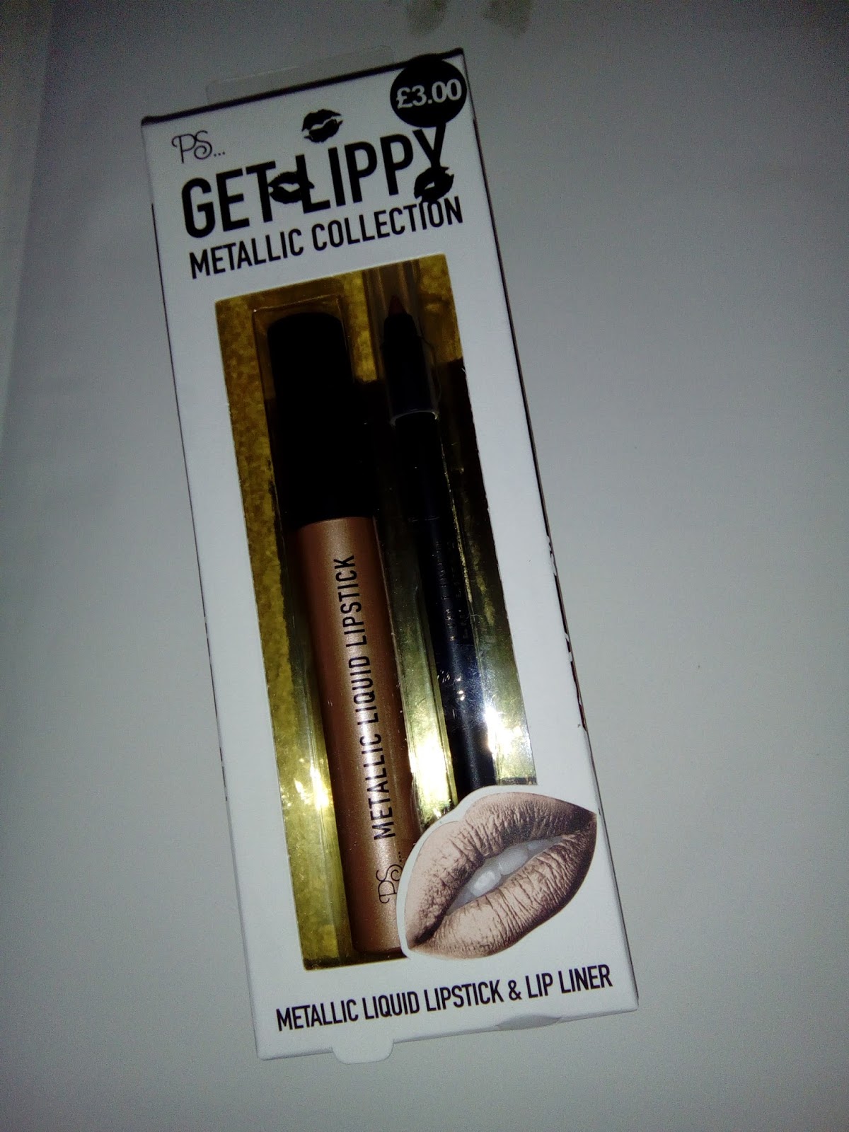 Jess' Beauty Blog: Primark Metallic lip kit Review