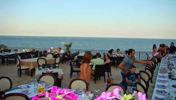 Restaurant Vila REYNA Meniu de Nunta, logodna sau botez, si alte ...