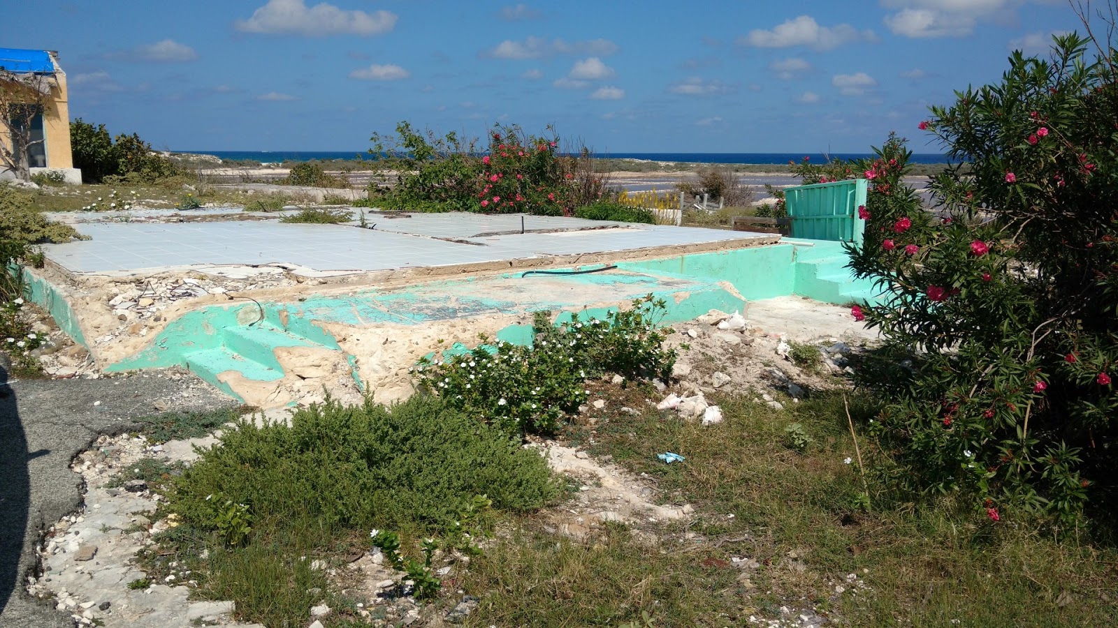 McCraw Sails: Duncan Town, Ragged Island, Bahamas