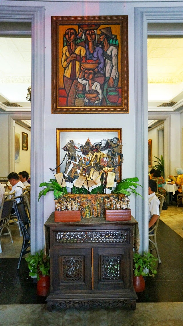 Ria Galeria Surabaya (Review) | Laura Angelia