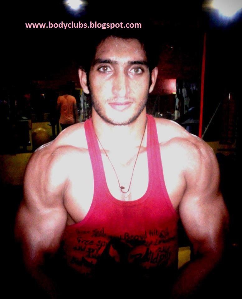 INDIAN BODYBUILDER