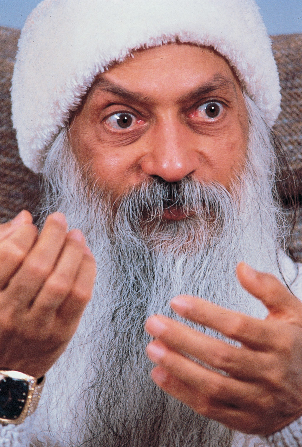 Osho's Beautiful Pictures Part-13 - Oshodhara Community