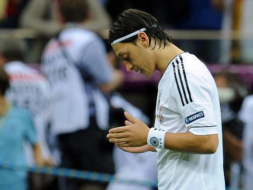 Mesut Ozil Is a Muslim - Articles about Islam