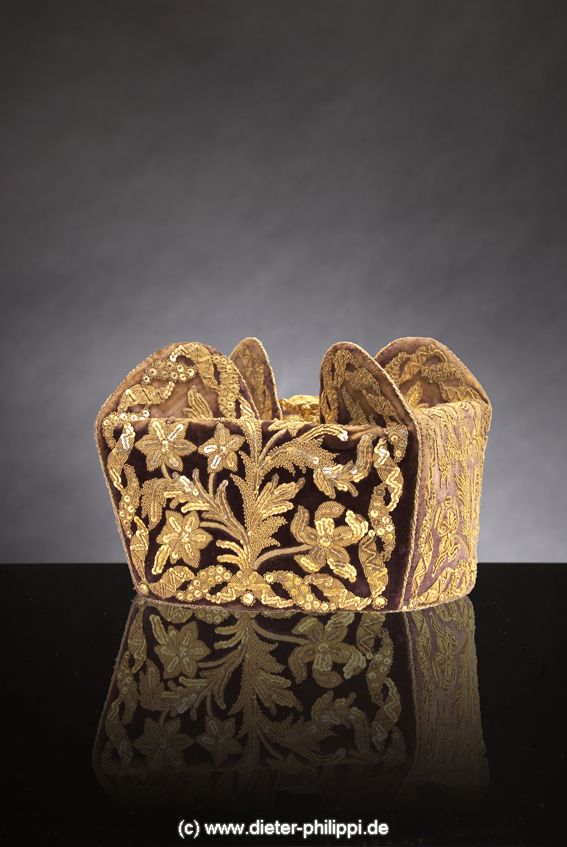 The Philippi Collection: Biretta Specialties