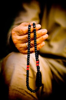 Berdzikir Memakai Tasbih | Sejarah Ahlulbait Rasulullah