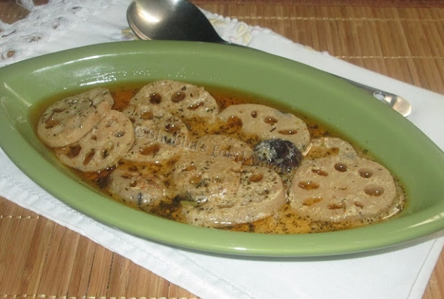 Shobha's Food Mazaa: KASHMIRI NADRU YAKHNI / LOTUS STEMS COOKED IN ...