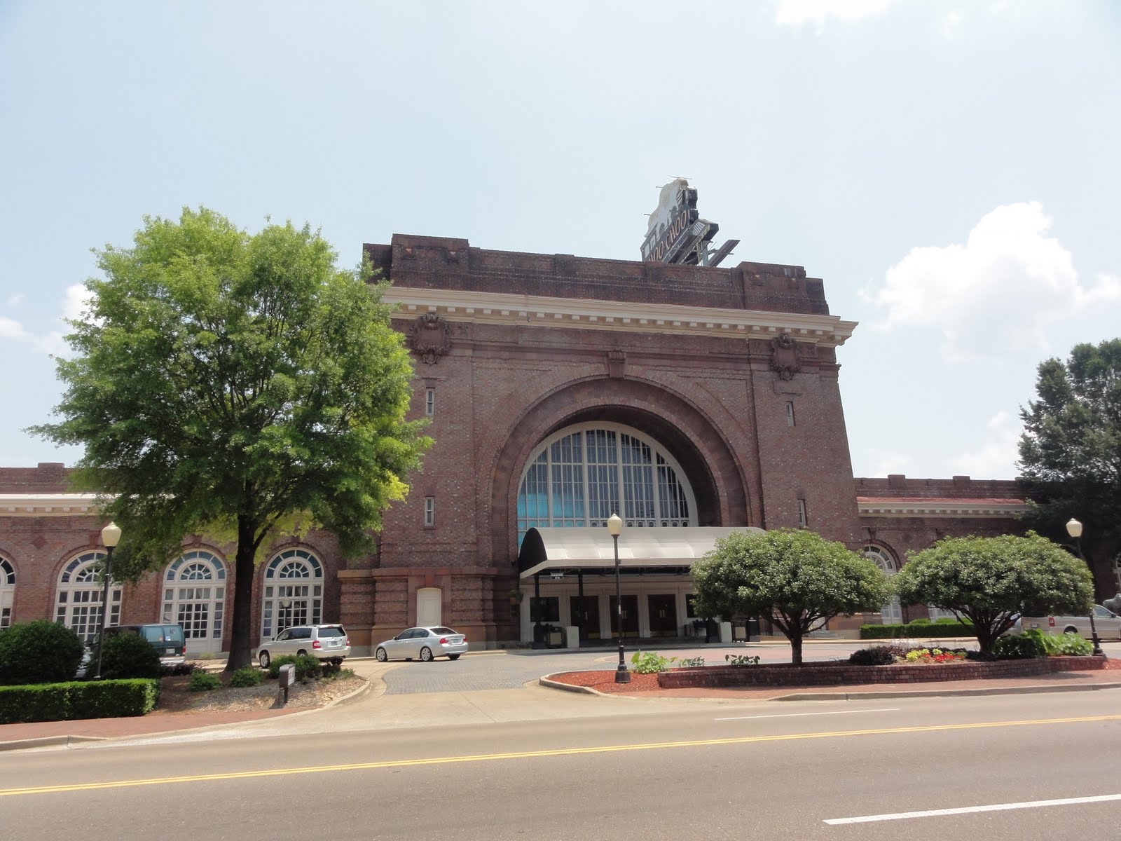 Andrew's Depot: Chattanooga, Tennessee - Chattanooga Choo Choo hotel ...