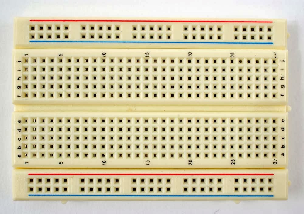 Ilmu komputer dan kecangihan sistem komunikasi informasi: Bread board ...