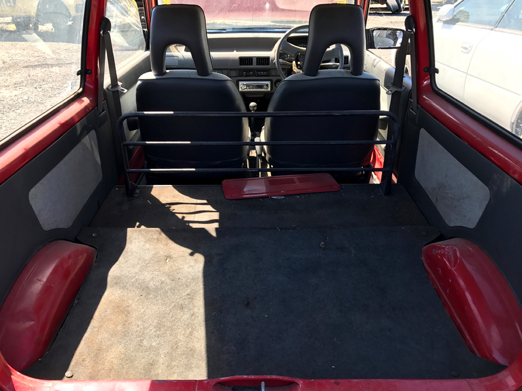 80sHERO: A fearless Fiori laughs in the face of danger!