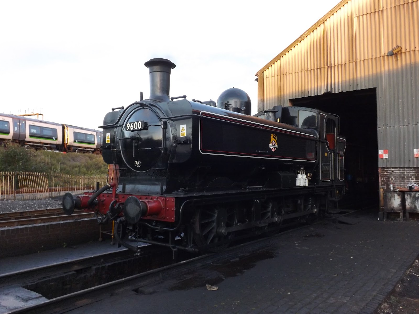Sam's World: A Castle And A Pannier On "The Melton Rambler"...