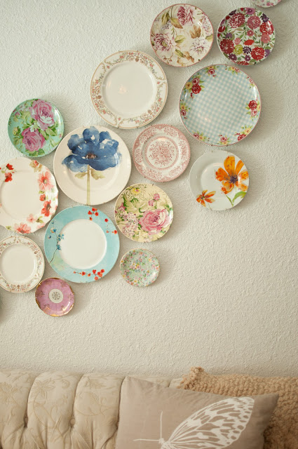 Little Treasures: 10 Fantastic Plate Wall Decorations
