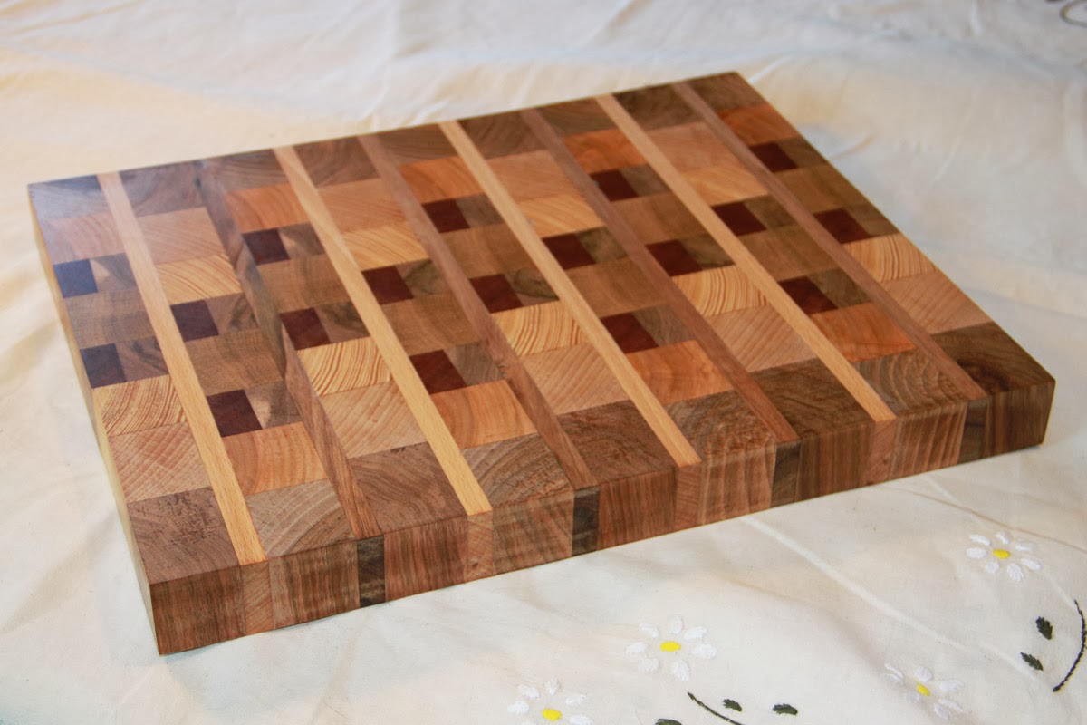 Marna workshop: Billot en bois de bout composé de 7 essences nobles