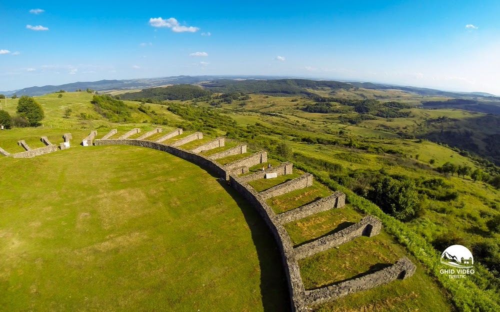 Foto travel: Castrul roman de la Porolissum, văzut de sus