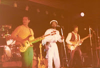 ƮᏲҾ дևծιστøρία.: Osiris: The Bahraini Pink Floyd? - أوزيرس.