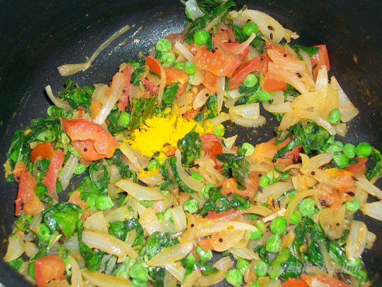 Spicy Treats: Aloo Methi Mutter Sabzi