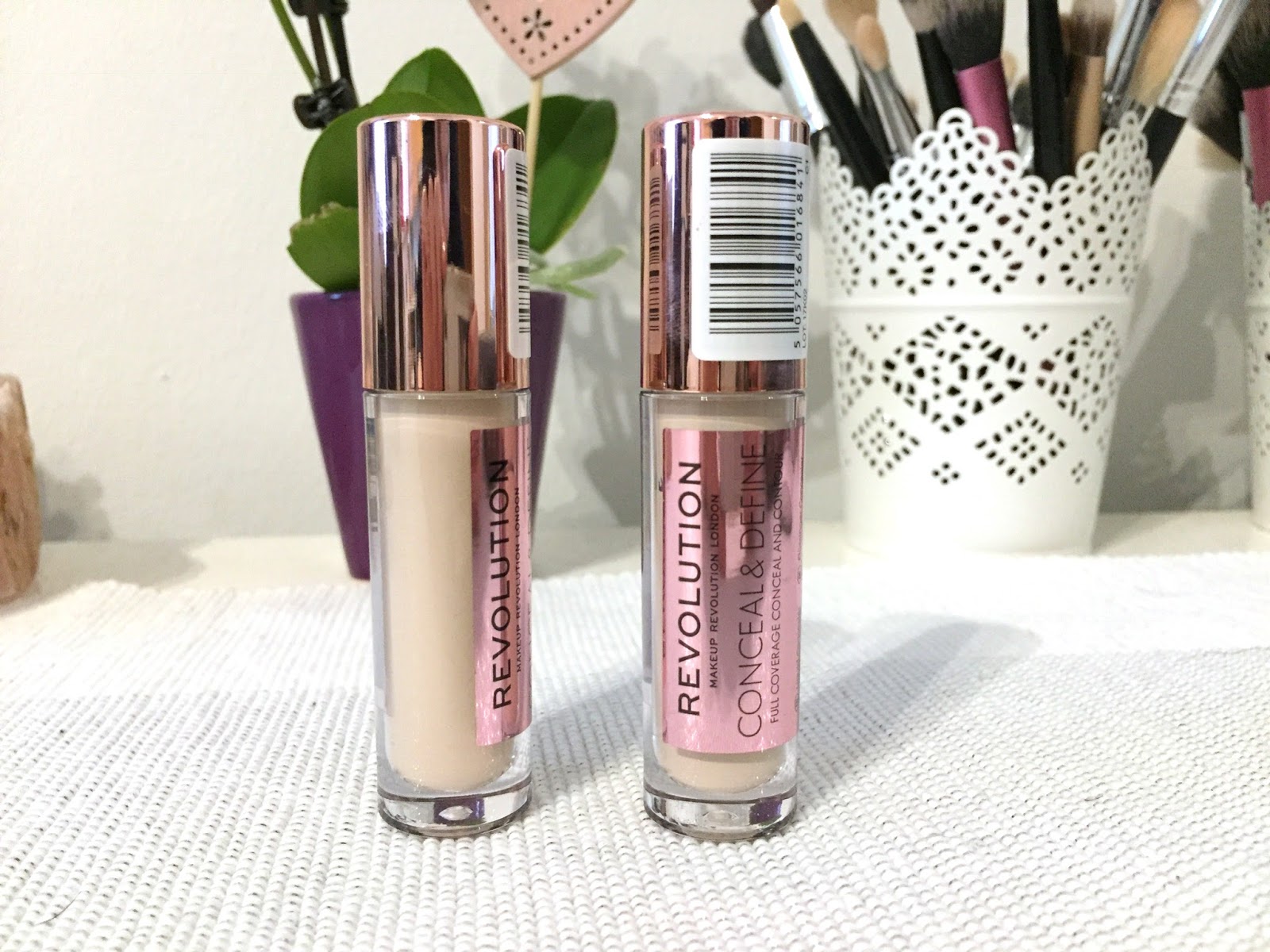 MakeUp Revolution Conceal & Define Concealer // REVIEW