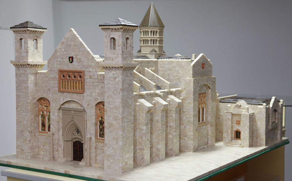 Basílica hecha con Exin Castillos