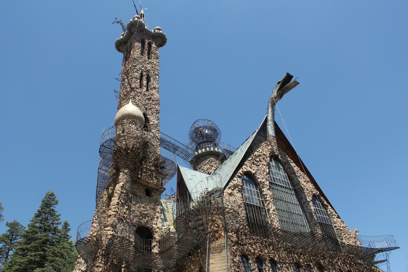 Parker's Barkers: Bishop's Castle