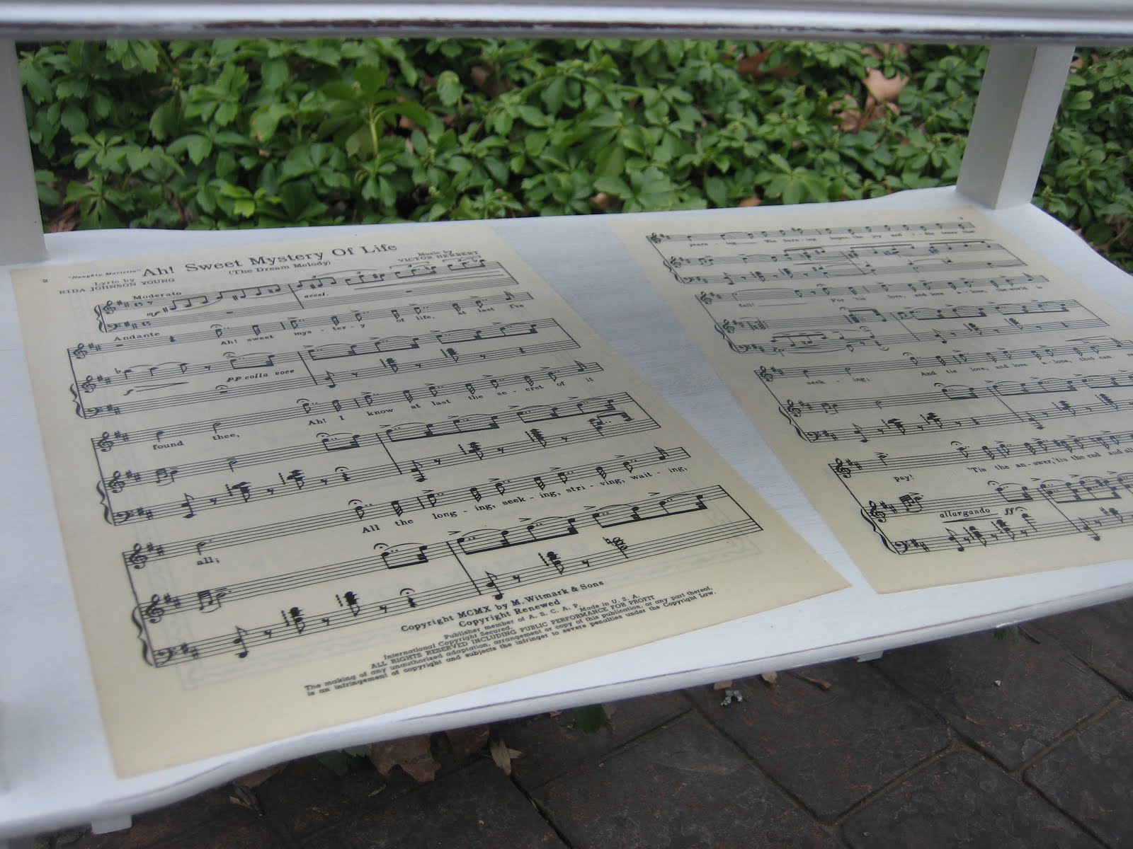 Elizabeth & Co.: Sheet Music Side Table