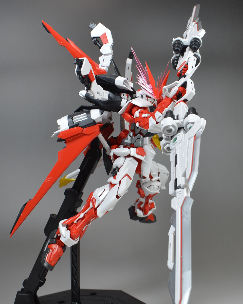 [ Review ] - MG 1/100 - Gunndam Astray Red Dragon