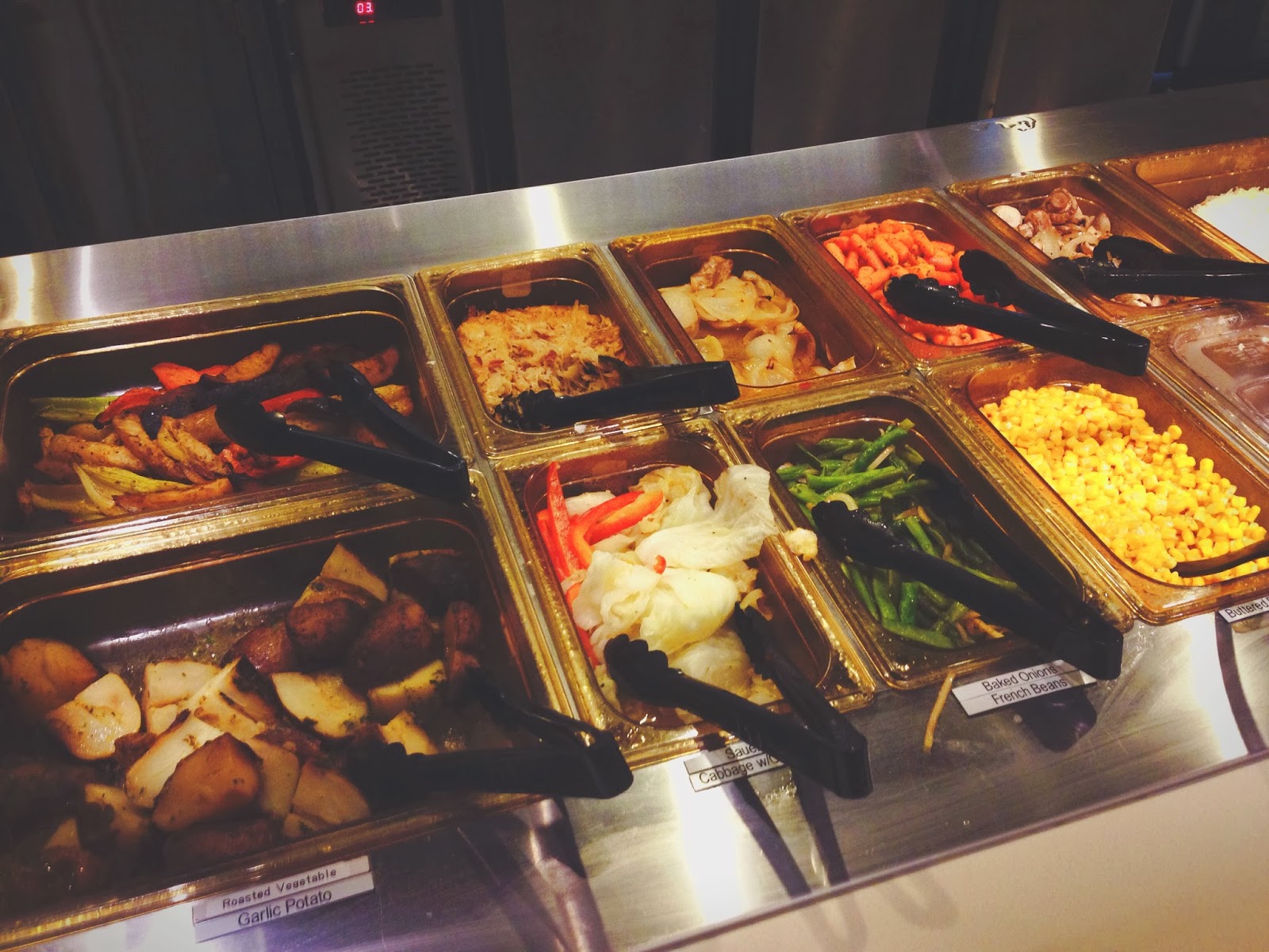 KUMORY: Astons Steak & Salad at Centrepoint