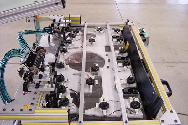 Industrial Engineering: Perencanaan Jigs & Fixtures