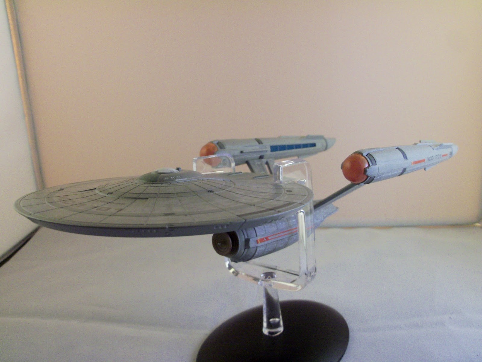 Star Trek Tafelrunde "Hermann Darnell" Potsdam Babelsberg: Eaglemoss XL ...